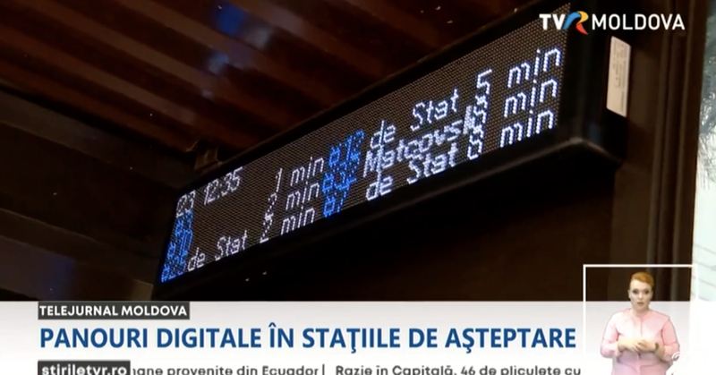 Patru staţii de aşteptare din Chişinău, dotate cu panouri digitale care afișează programul ...
